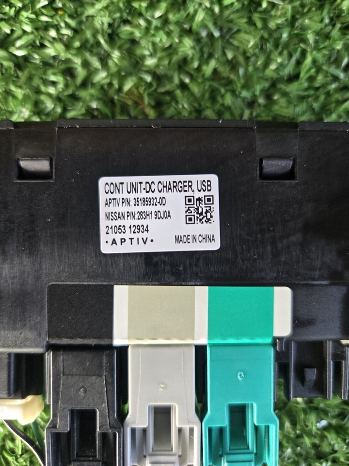Nissan GPS Navigation Control Module 283H1-9DJ0A | eBay
