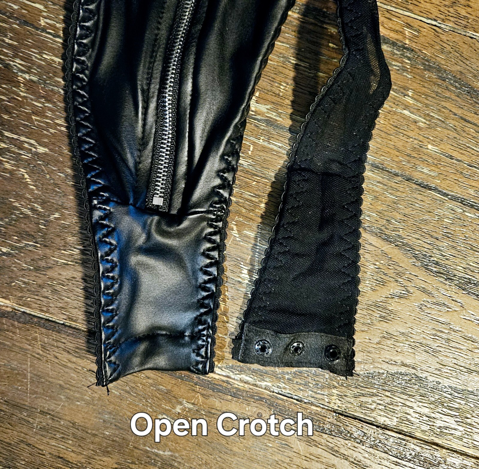 Sexy Hot Easy Access PU Leather Zip Up Teddy Bodysuit & Over sleeves ...