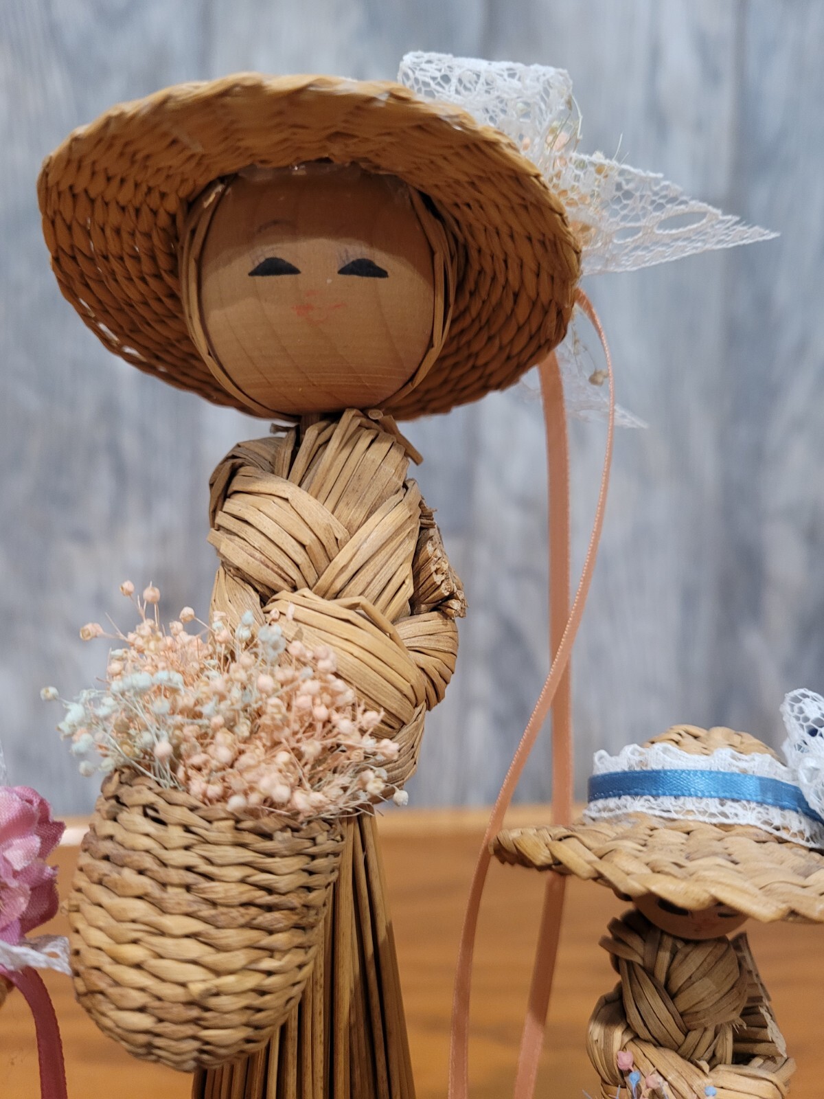 Lot of 4 Vintage Woven Straw and Corn Husk Dolls Collectibles Handmade ...