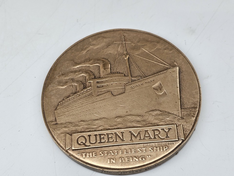 Vintage 1970 Official RMS Queen Mary Medal "Stateliest Ship in Being ...