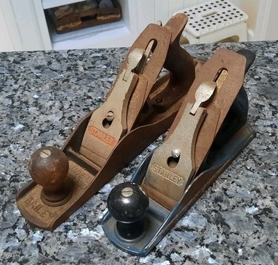 LOT of (2) Vintage Stanley Hand Planes / Woodworking Tools, incl ...
