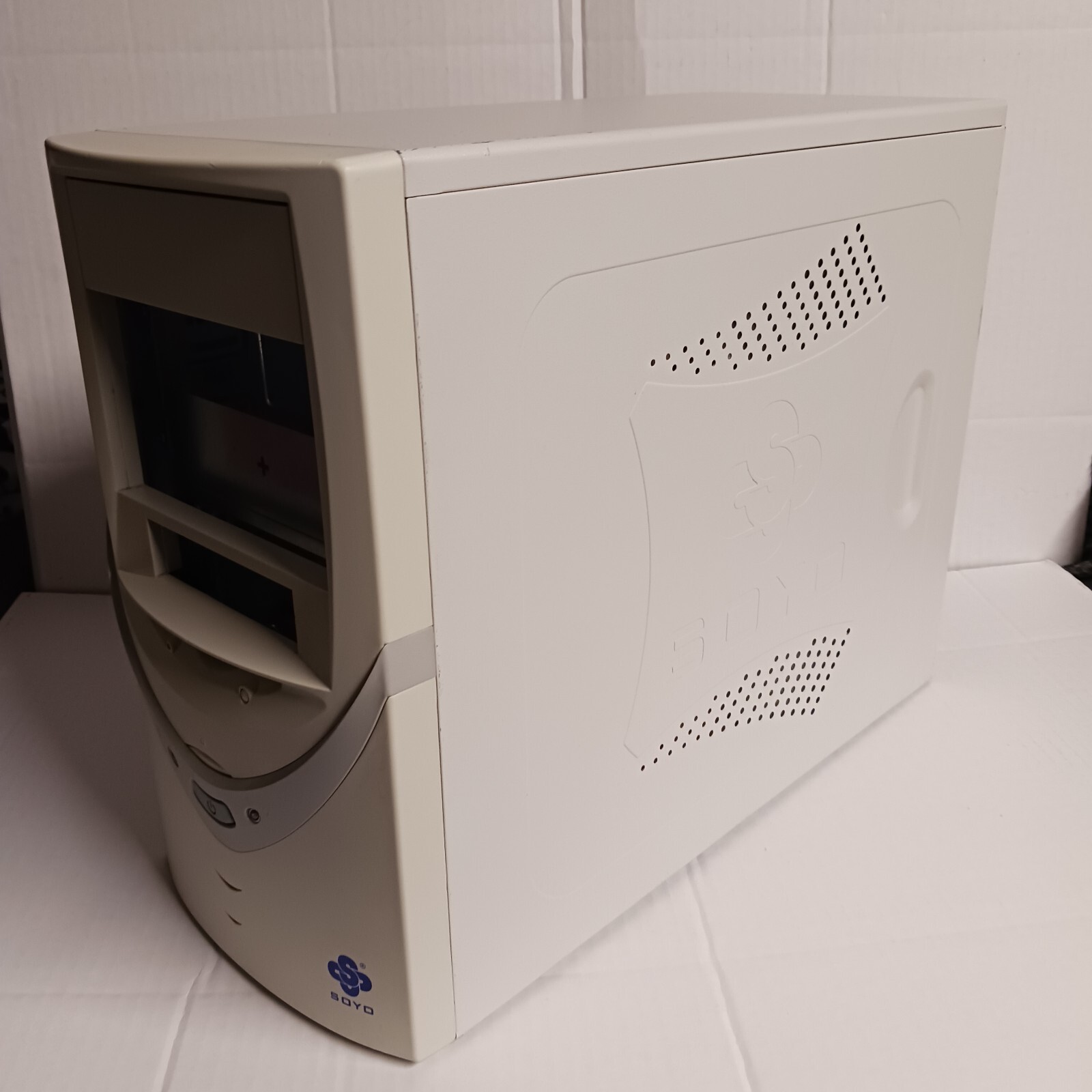 VINTAGE Beige SOYO Mid TOWER Computer CASE Retro Sleeper Old School ...