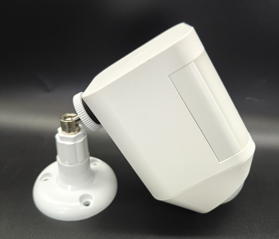 Ring Spotlight Cam 5AT3S8 Outdoor HD Security Camera Two Way Talk 2 ...