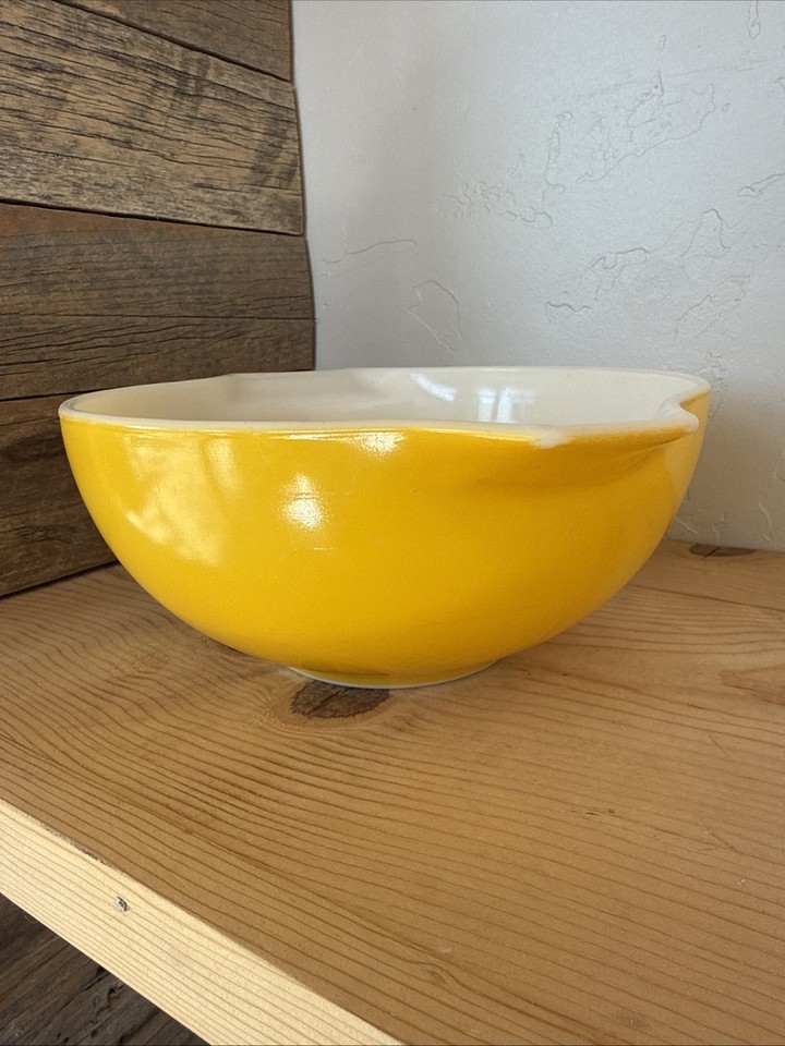 VTG Pyrex 443 Mixing Bowl 2.5 Qt Primary Colors Nesting Yellow ...