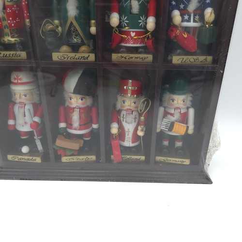 Set Of 12 Wooden 5" Nutcracker Santas Of The World Display Case Vtg ...