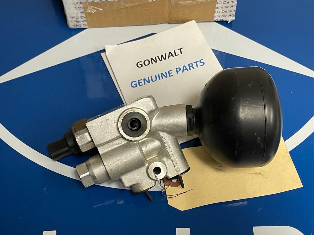Mercedes Suspension Self Leveling Valve With Pressure Relief Valve OE ...