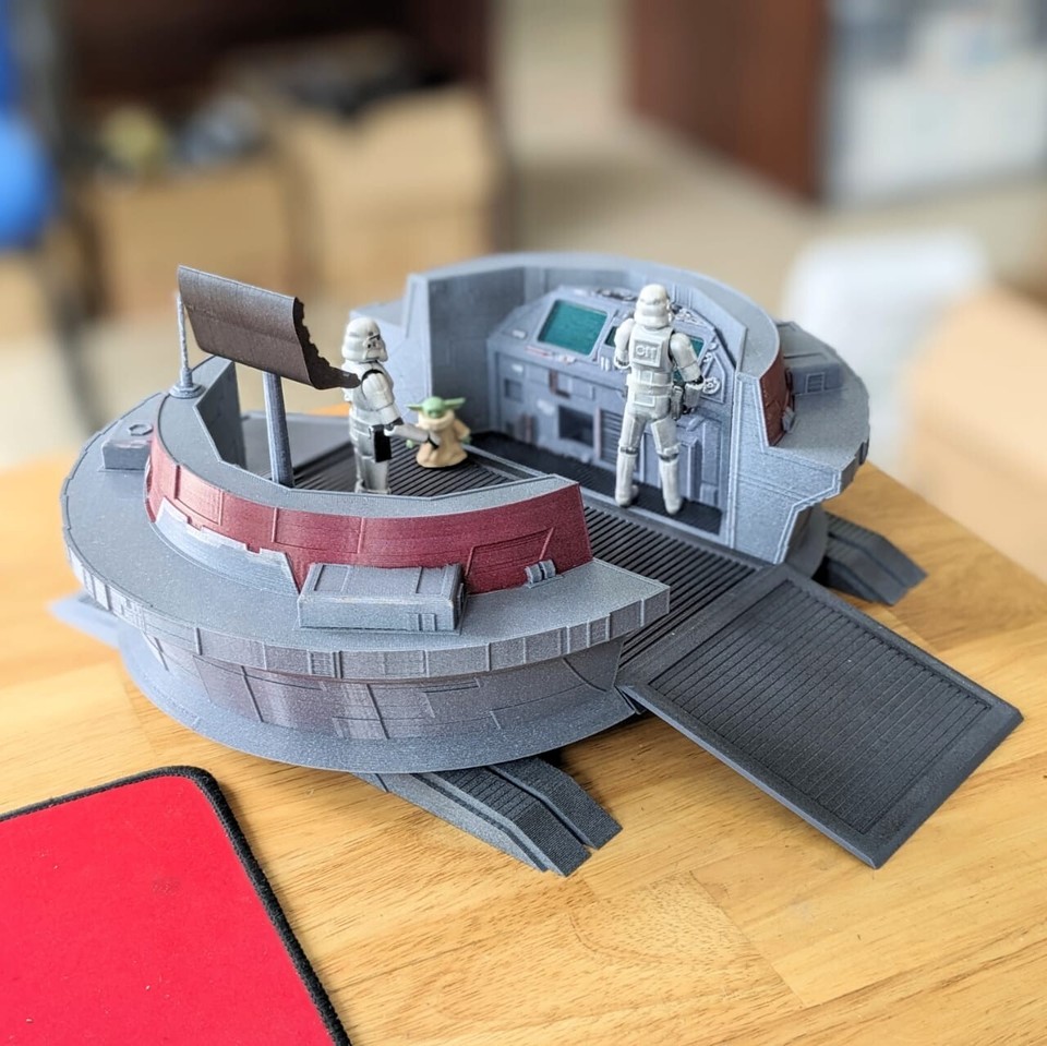 3D printed Custom Forward Command Center for 3.75 in (1:18) Scale ...