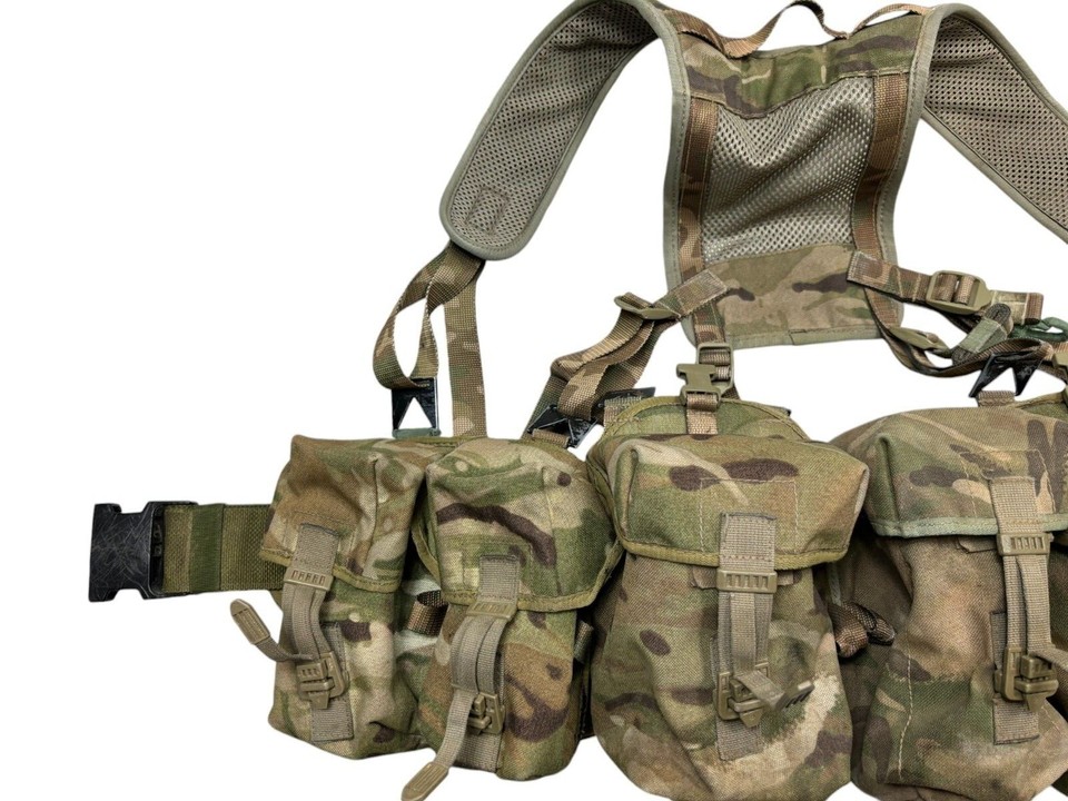 British Army MTP PLCE Webbing Set with Hip Protection - Yoke, Belt and ...