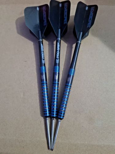 Adrian Lewis Black Darts 26g Excellent Discontinued Swiss Point Target ...