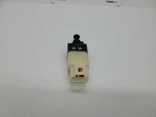 GM OE 95368630 Brake Light Switch | eBay