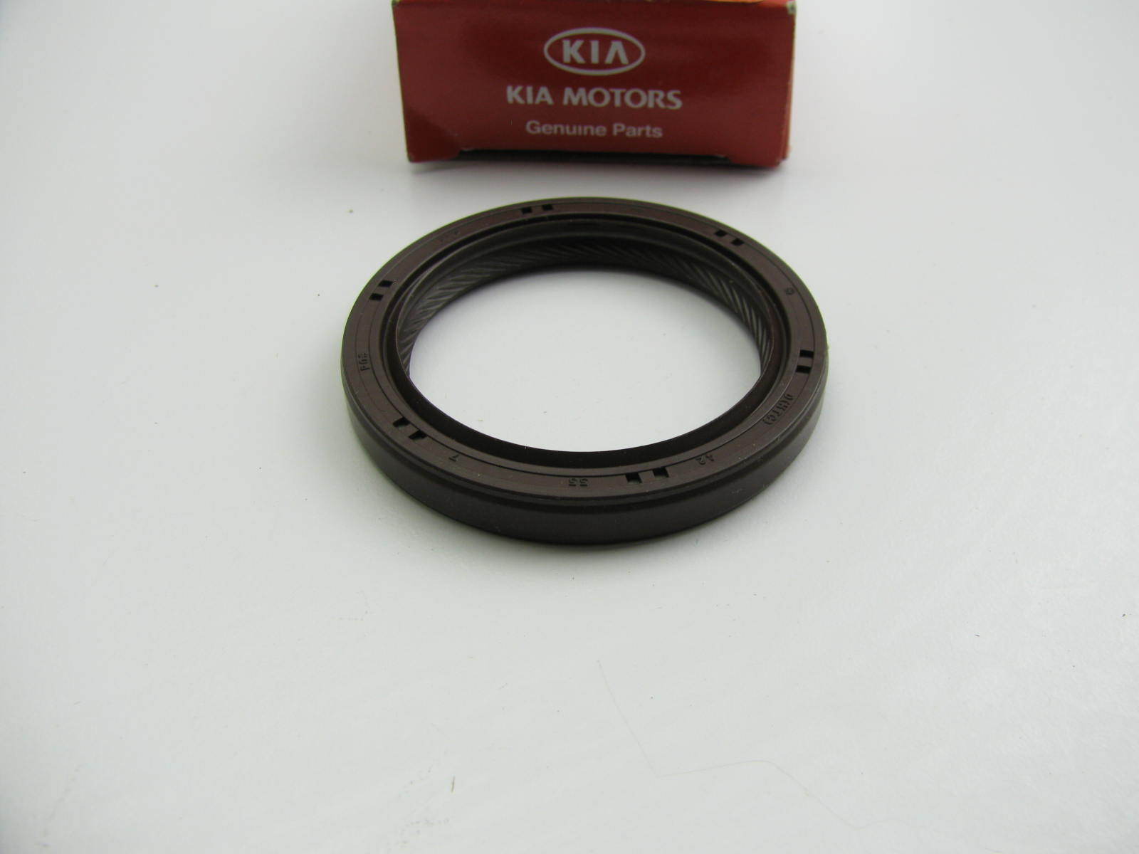 Front Engine Crankshaft Seal OEM For Kia 2142125002 | eBay