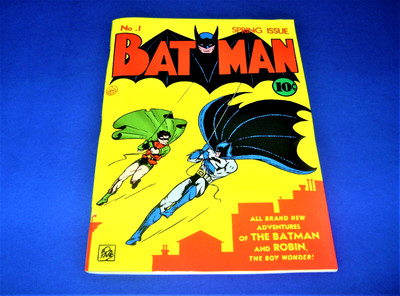 2000 Edition Batman Number 1 First Joker HIGH GRADE DC Authorized 1:1 ...