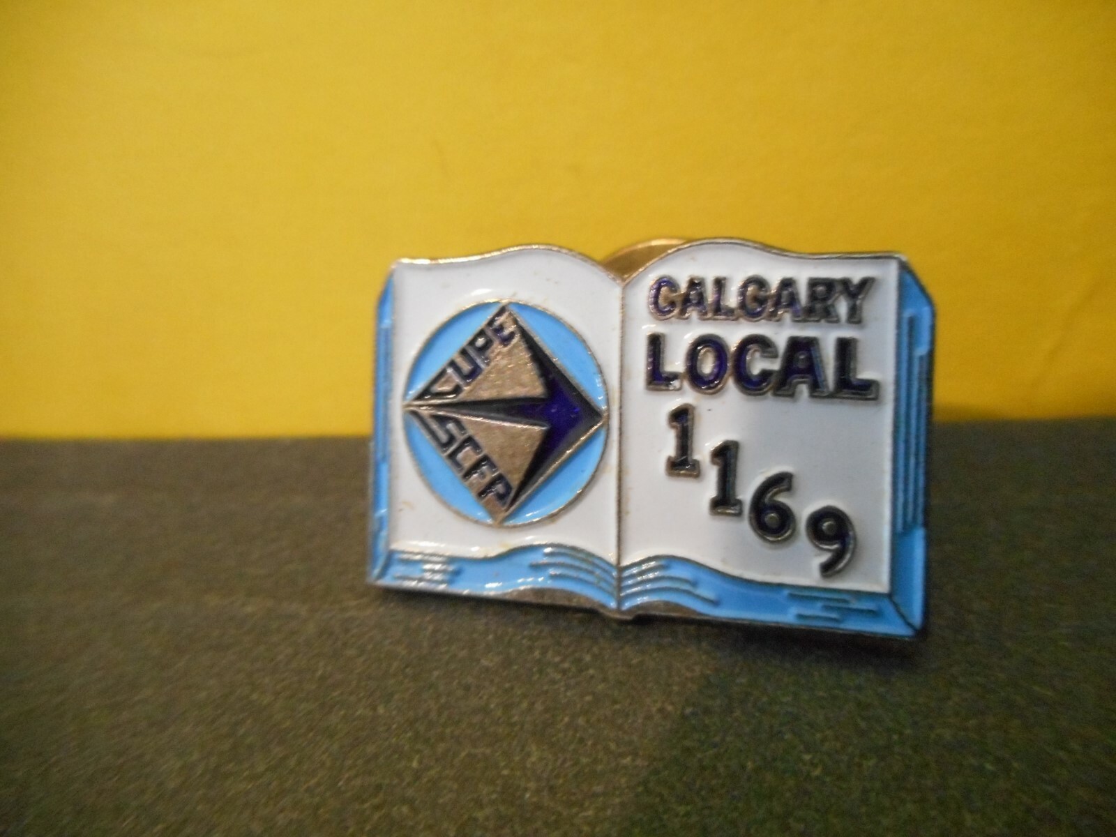 CUPE Local 1169 Calgary Town of Cochrane Library Workers Union Lapel ...