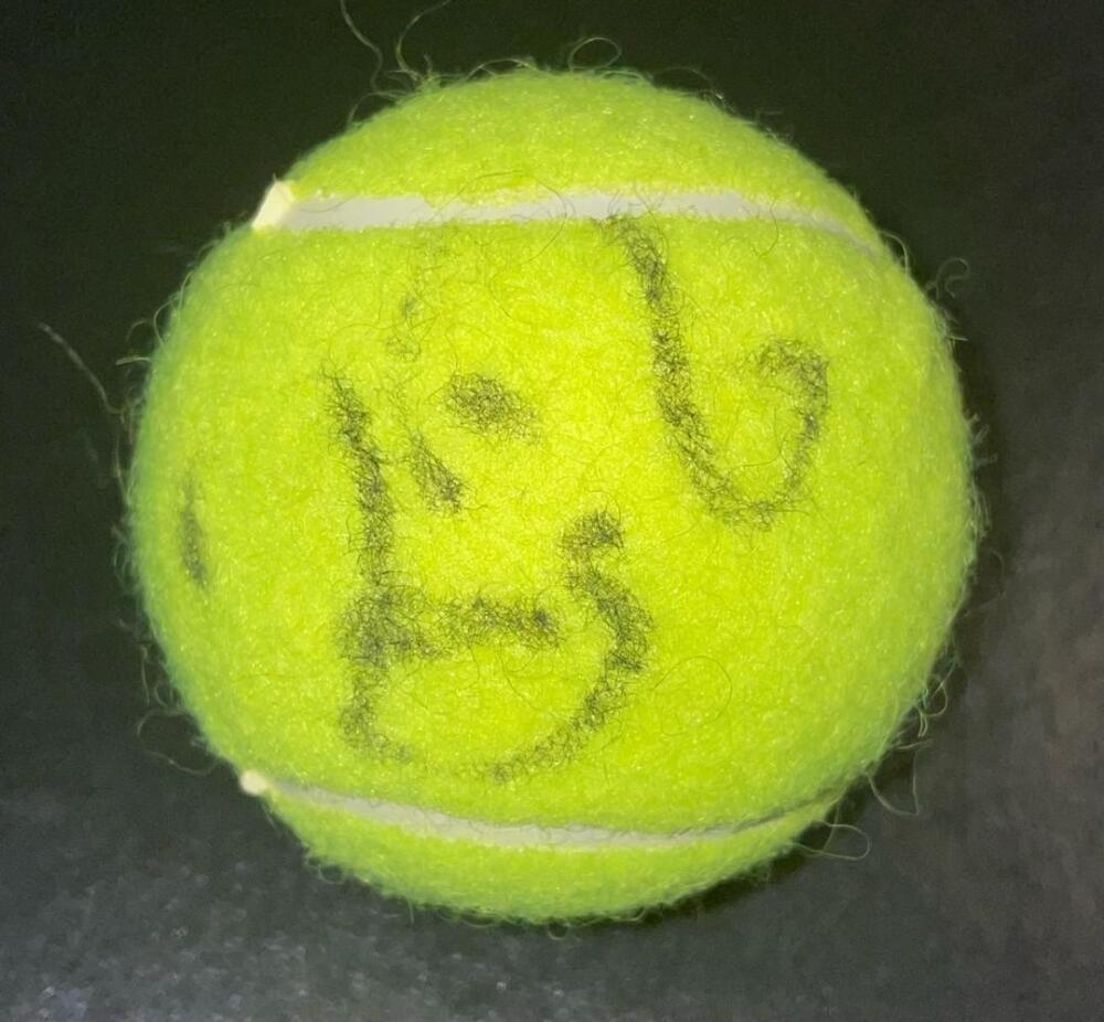 ROGER FEDERER SIGNED FULL AUTOGRAPH TENNIS LEGEND CHAMPION NEW BALL ...