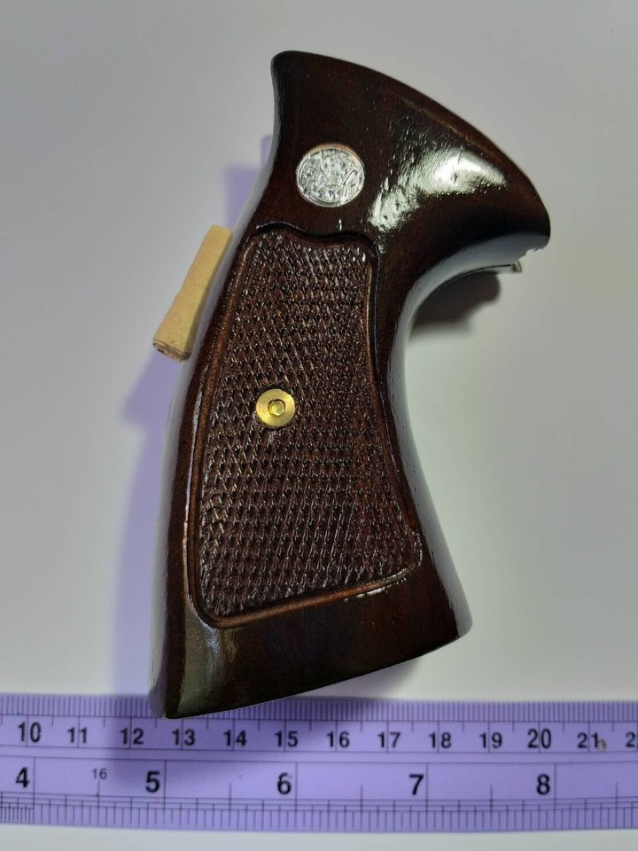 S & W K/L Frame Round Butt Grips Brown Checkered Handmade Beautiful ...
