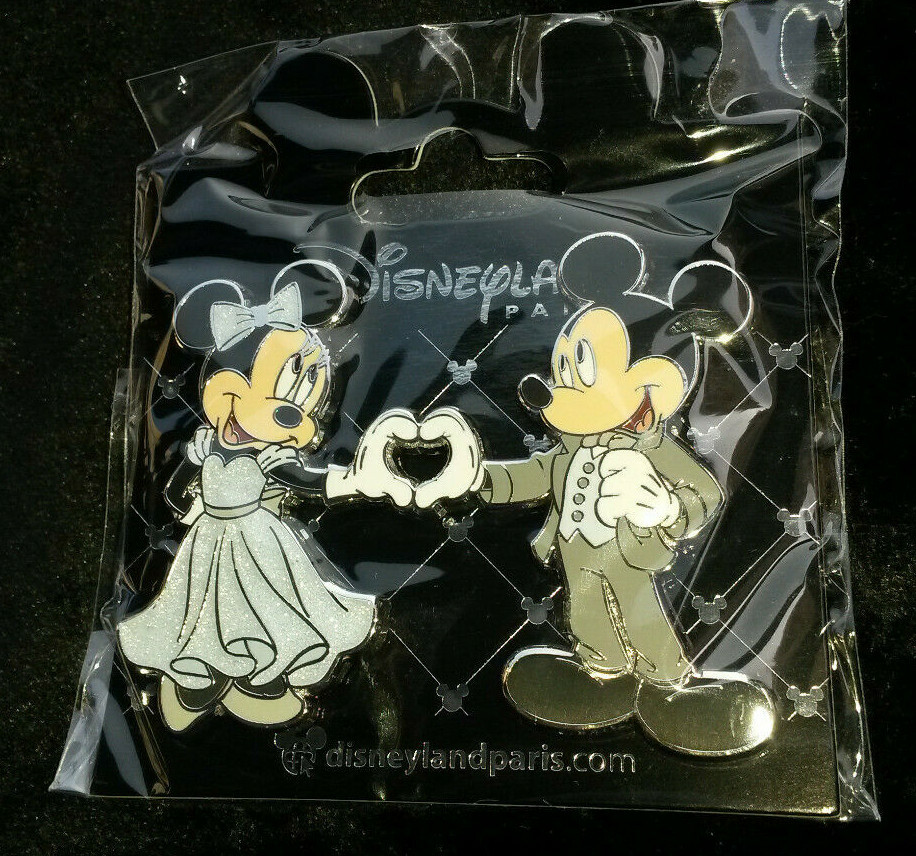 Disney wedding pins 60 photos - Astyledwedding.com