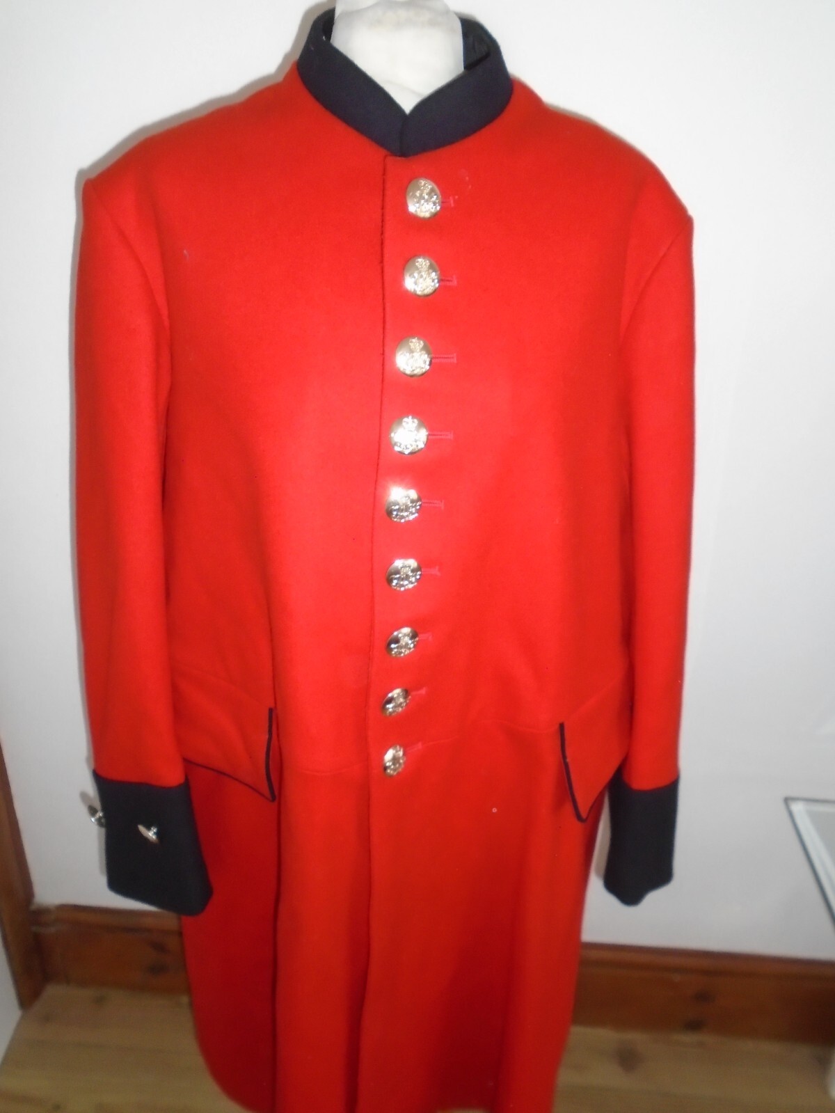 ROYAL CORPS OF INVALIDS CHELSEA PENSIONERS MENS TUNIC CHEST 104CM | eBay UK