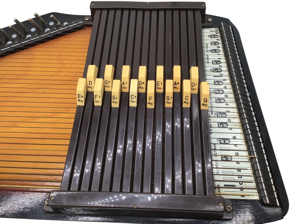 Vintage Chromaharp AutoHarp 36 String 15 Chord Instrument With Case ...
