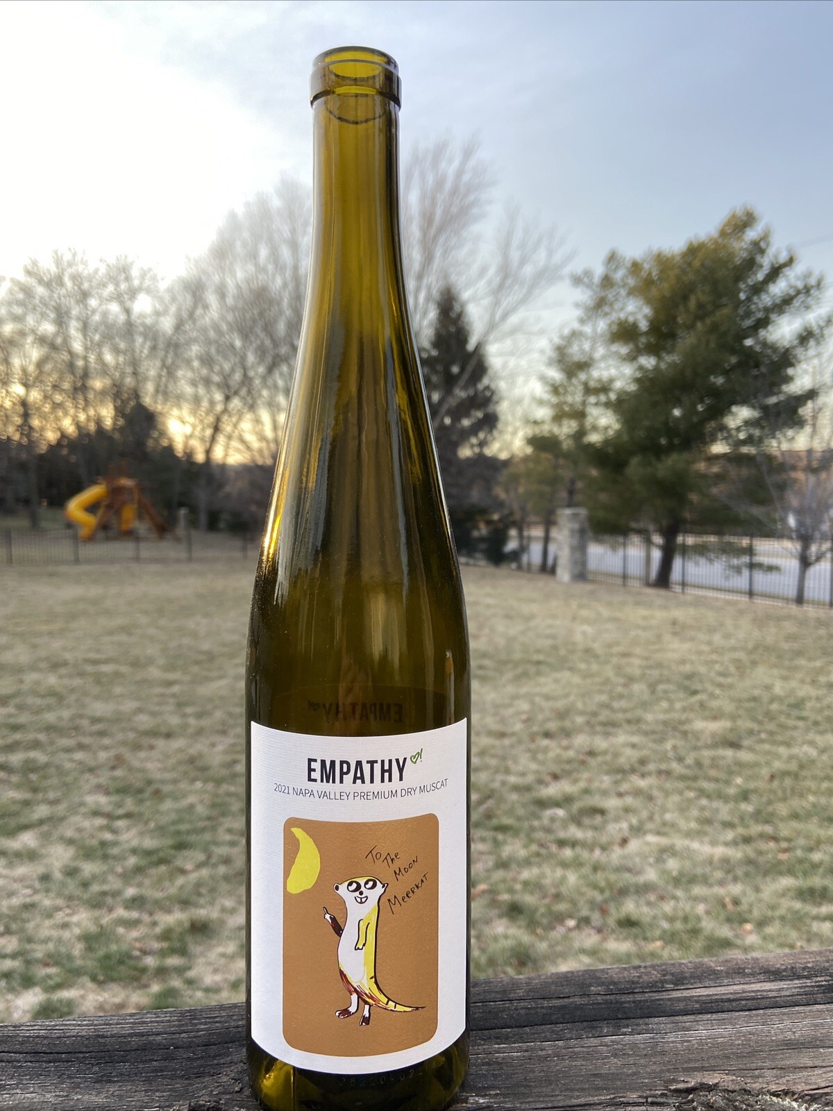 2021 Empathy x Vee Friends “To the Moon” Muscat Wine Bottle Gary Vee ...