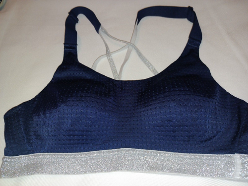 Victoria Secret Sport Bra Bralette XS 32A Women No wire Shine Strap ...