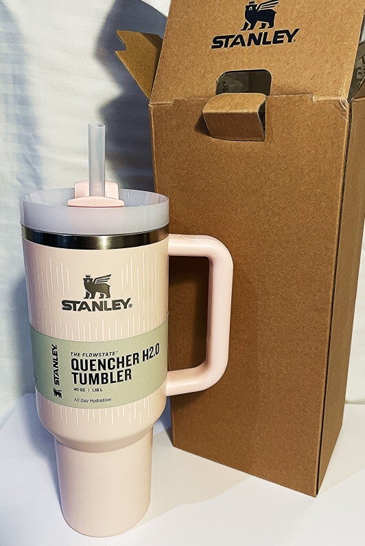 Stanley Soft Rain Bloom The Flowstate Quencher H2.0 40oz Tumbler Pink ...