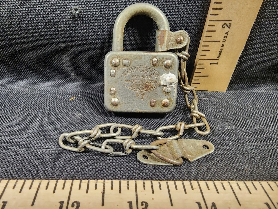 Vitnage Master Lock #77 Padlock Keeper Chain No Key Used | eBay