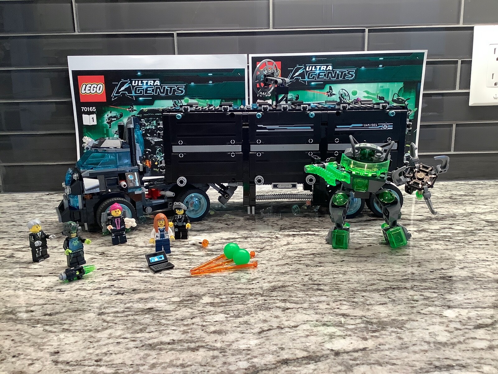 LEGO Ultra Agents: Ultra Agents Mission HQ #70165 100% Complete SHIPS ...