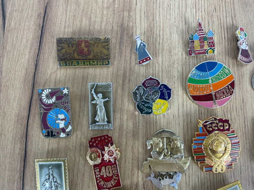 Lot of 26 pcs. USSR SOVIET ERA ENAMEL PINS, BADGES COLD WAR COMMUNISM ...