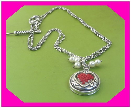 BRIGHTON COUNTRY SAMPLER Heart Red Silver Pearl LOCKET Pendant NECKLACE ...