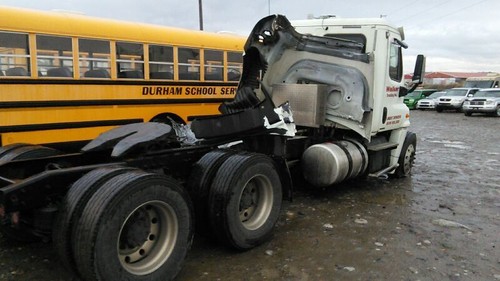 Freightliner Cascadia Junction Box, A06-72138-010 (8679840 | eBay