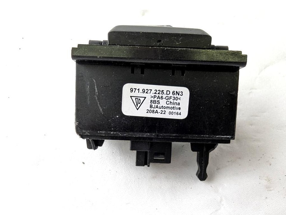 971927225D Steuerung Schalter Bremse Von Feststellbremse A Hand ...