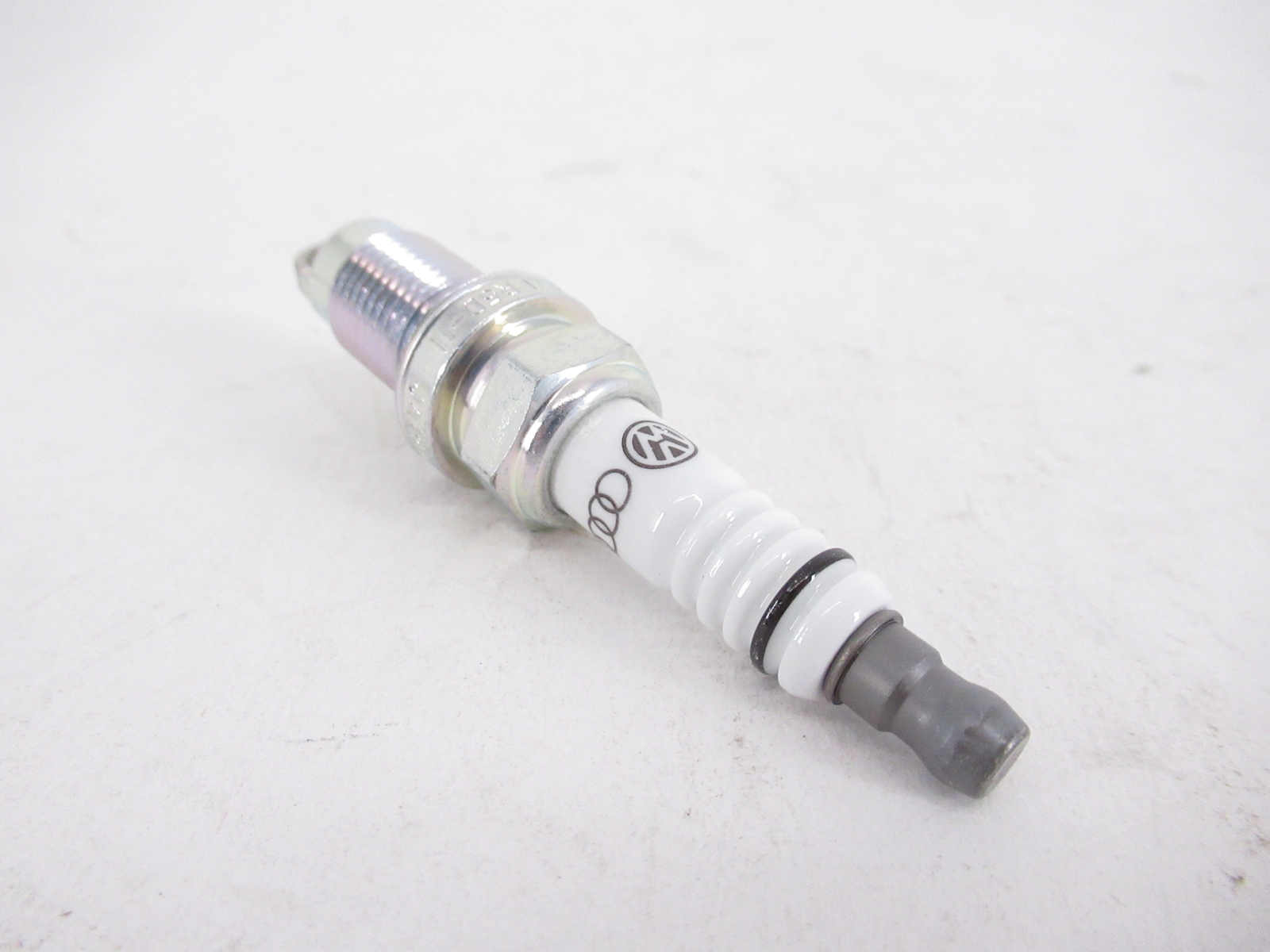 Volkswagen of America 101000062AB Secondary Ignition - Spark Plug for ...