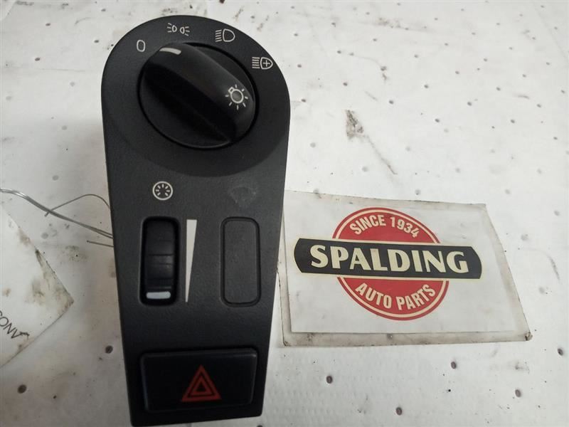 Volvo VNL Headlight Switch 20953575-P07 (9841690 for sale online | eBay