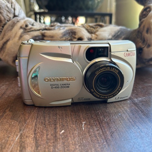 Olympus D-450 Zoom Silver 1.3 Mega Pixel Digital Camera with 3x Optical ...