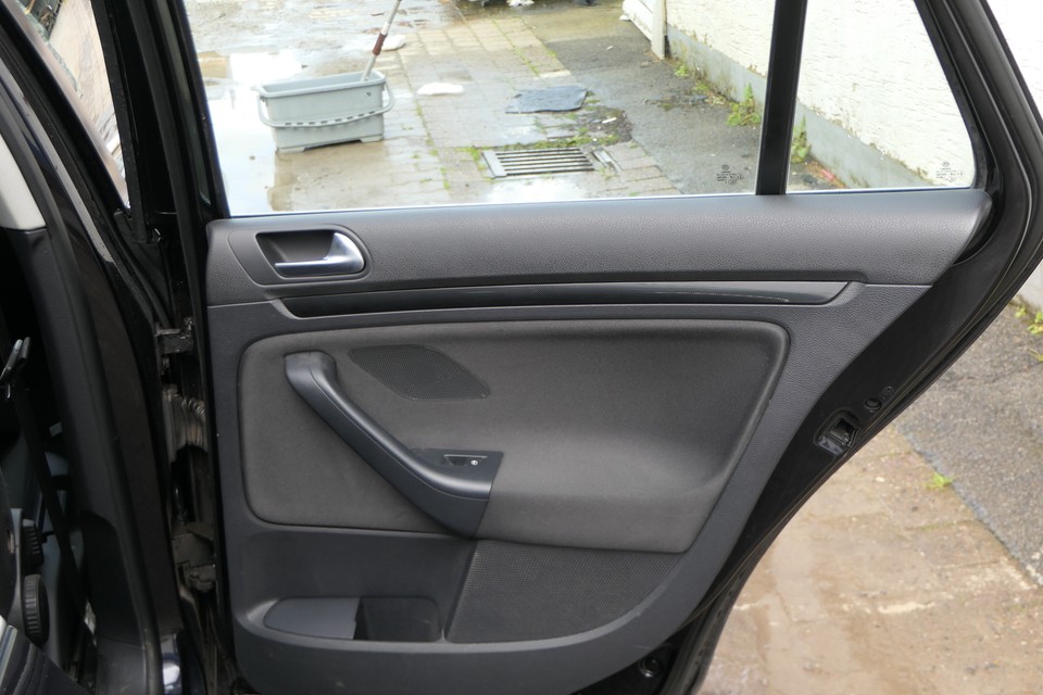 1x VW Golf Variant Estate AJ5 Door Panel Rear Right | eBay UK