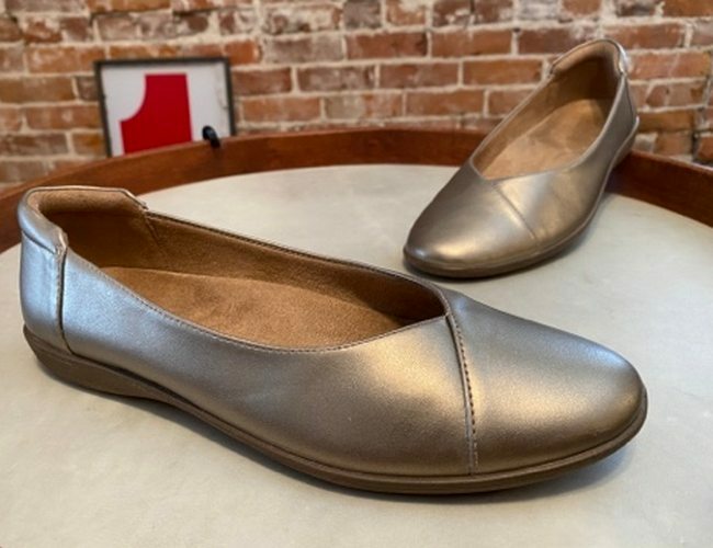 Naturalizer Light Bronze Fiona Comfort Slip-on Flats … - Gem