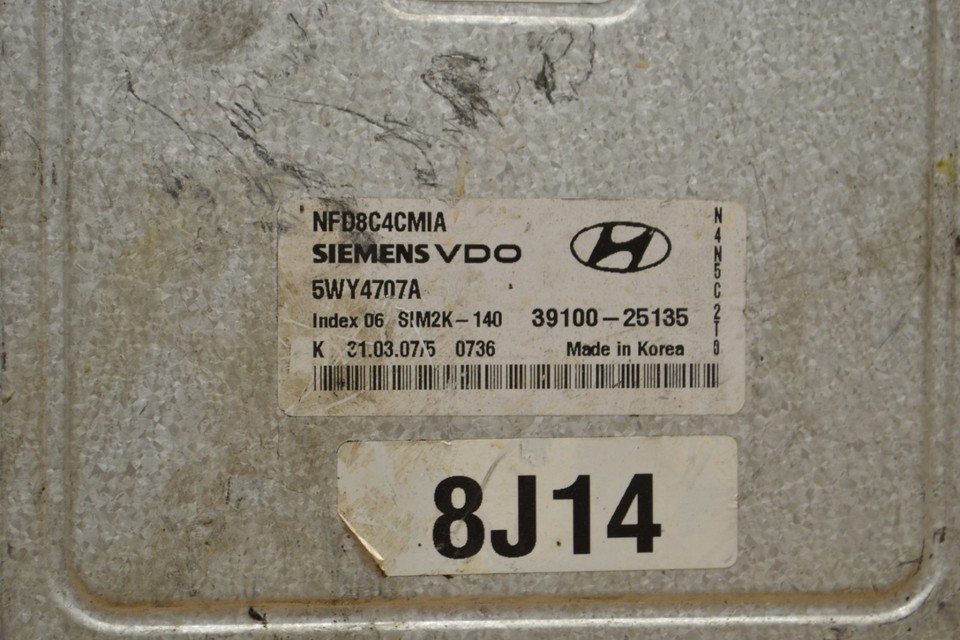 2006-2008 Hyundai Sonata Engine Control Unit ECU 3910025135 Module 523 ...