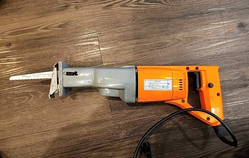 Chicago Electric Reciprocating Saw 4.5. Amp 120 volt Variable Speed 1-6 ...