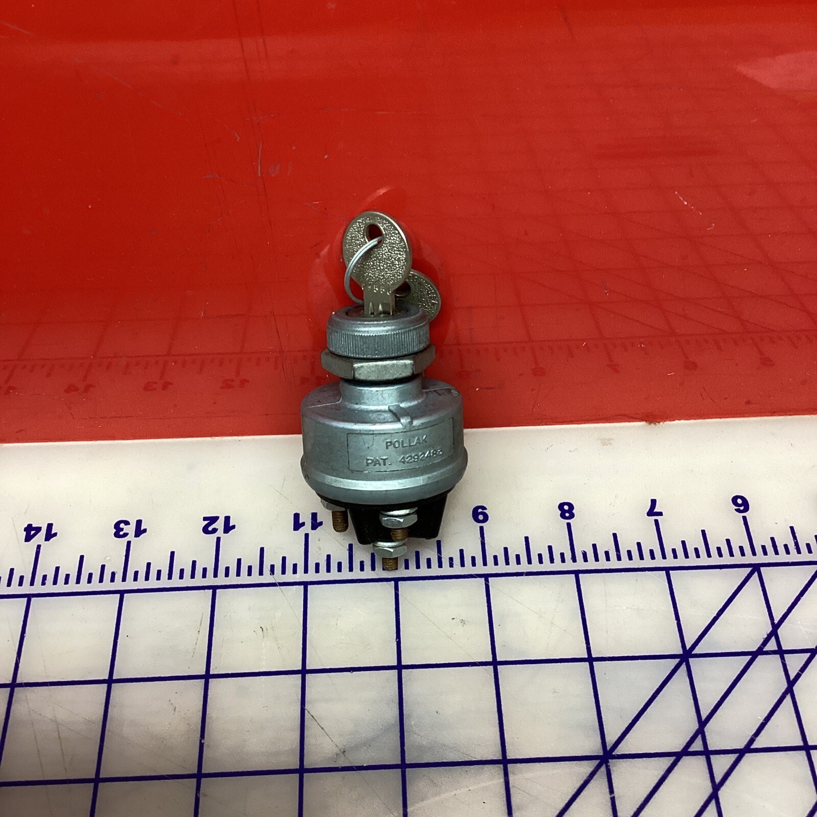 Pollak Pat. 4292483 Ignition Switch With Key From Hyster J35xmt2 ...