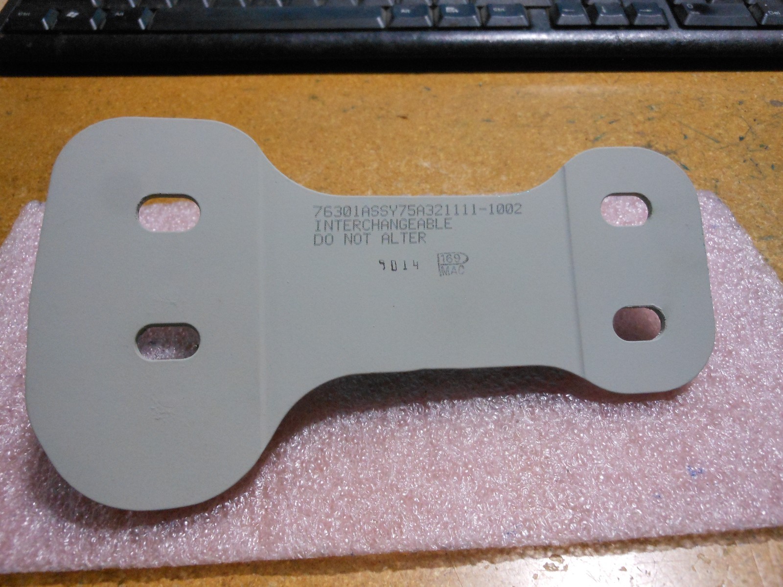 MCDONNELL DOUGLAS SUPPORT COMPONENT PART # 75A32111-1002 NSN: 1560-01 ...