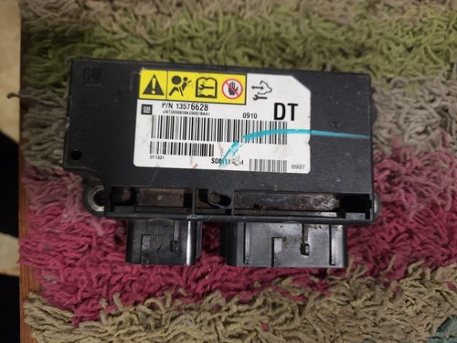 2010 Chevy Silverado 1500 13576628 Safety Restraint System Control ...