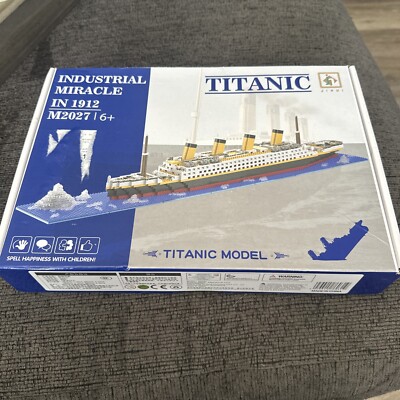Titanic Building Blocks Kit Industrial Miracle In 1912. Small Pieces ...