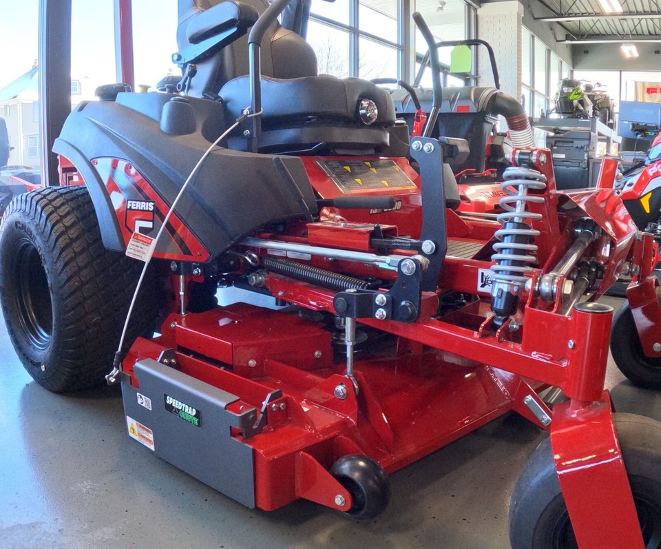 Speedtrap® Chute Blocker Ferris® ISX™3300 61" & 60" ICD+ Mowers (2min ...