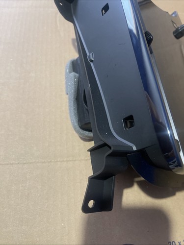 CHEVY CORVETTE C8 DASHBOARD INFO DISPLAY SCREEN MONITOR W/carbon 8" OEM ...