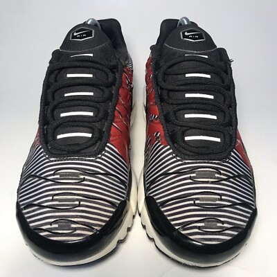 NIKE Air Max Plus TN SE Shoes Black and Red, Zebra Stripe BIG LOGO ...