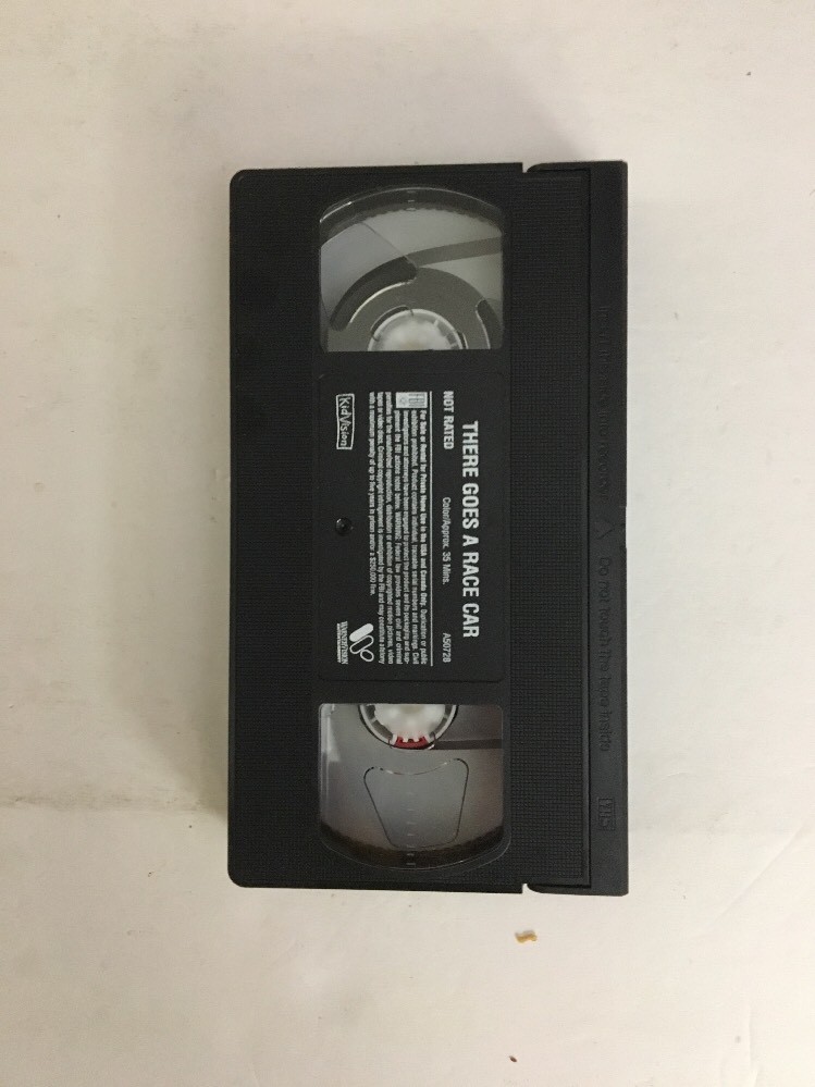 There Goes A Race Car(VHS 1994)TESTED-RARE VINTAGE COLLECTIBLE-SHIPS N ...