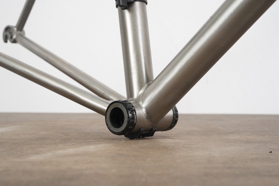 M (Medium) Lynskey R150 ENVE Titanium Rim Brake Road Frameset | eBay