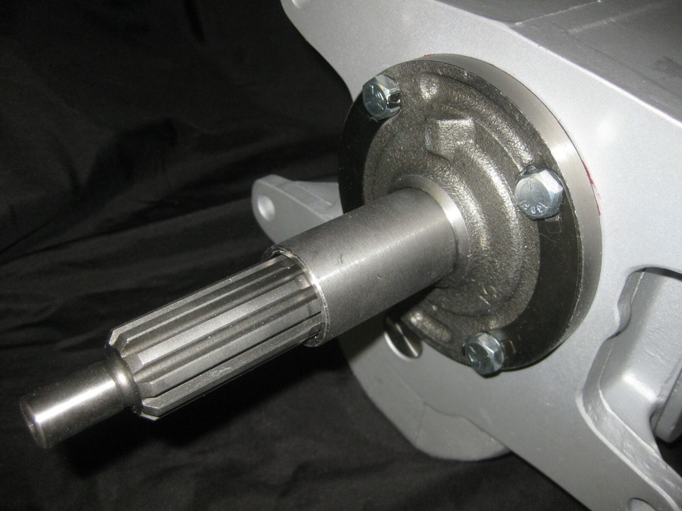 Muncie M-22 Close Ratio 4-Speed Manual Transmission | 3857584 ...