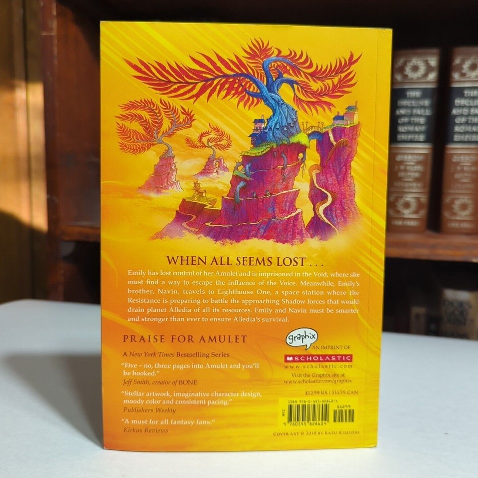 Amulet Graphic Novel Series Book 8 Supernova by Kazu Kibuishi First ...