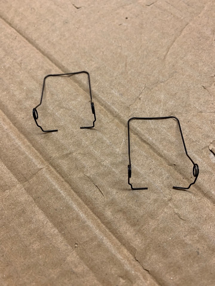 2 GENUINE Rainbow vacuum cleaner Latch springs clips R7141 for E and e2 ...